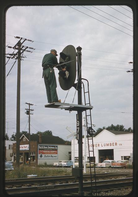 Signal maintainer in September 1958 | The Nickel Plate Archive