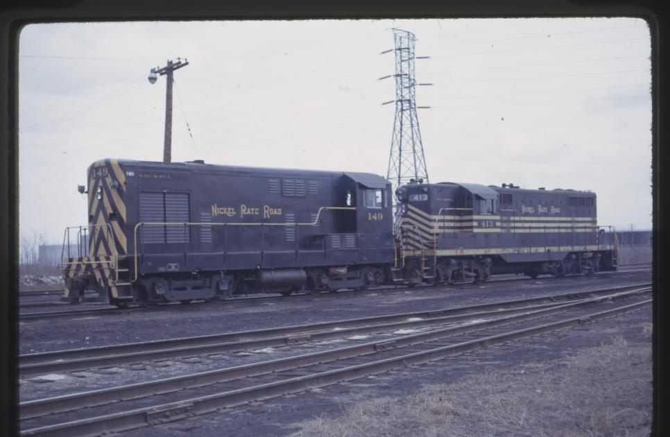 H-12-44 #149 and GP7 #413 in 1962 | The Nickel Plate Archive