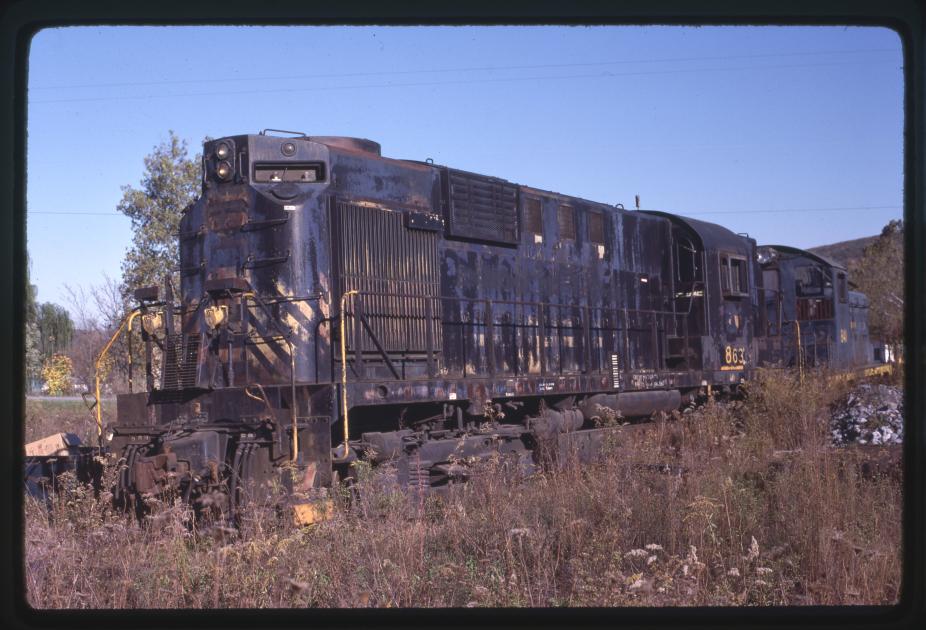 Winchester & Western RS-11 #863 in August 1982 | The Nickel Plate Archive