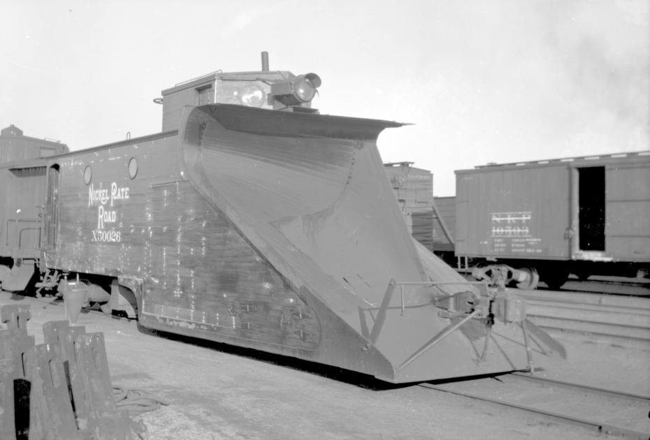 Snowplow X50026 Conneaut OH 1940's | The Nickel Plate Archive
