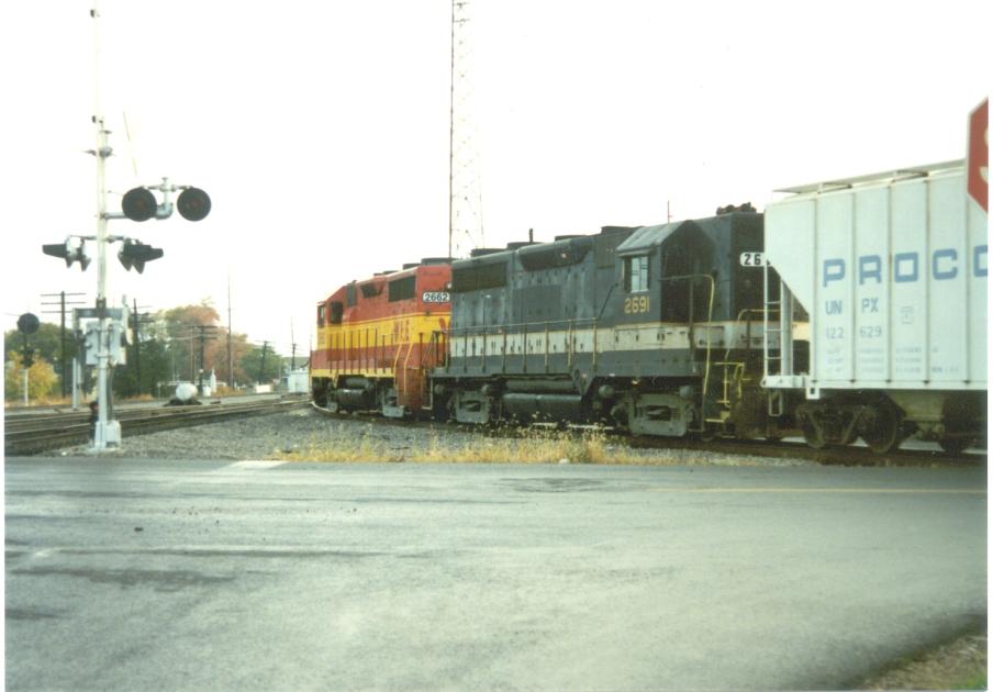 WLE #2691+2662 Bellevue OH 10-09-94 | The Nickel Plate Archive