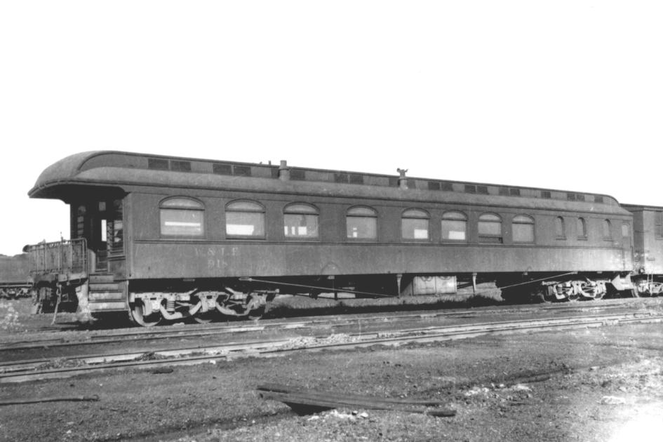 WLE #918 Wdn Parlor Car Toledo O. 7-24-38 | The Nickel Plate Archive
